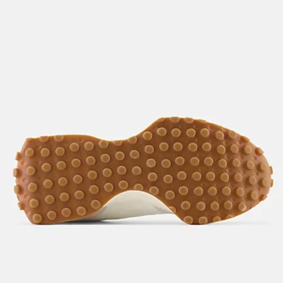 New Balance | Shoes | New Balance 327 Unisex W95m8 Casual Sneakers ...